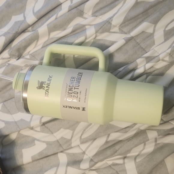 Stanley | Dining | Nwt Stanley Pale Lime 4 Oz Tumbler | Poshmark